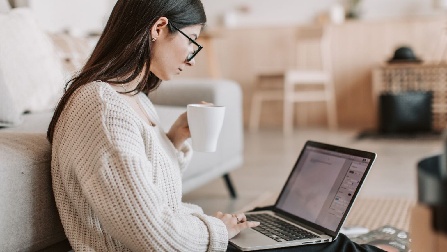 Understanding the Impact of Digital Platforms on Youth - aggreg8